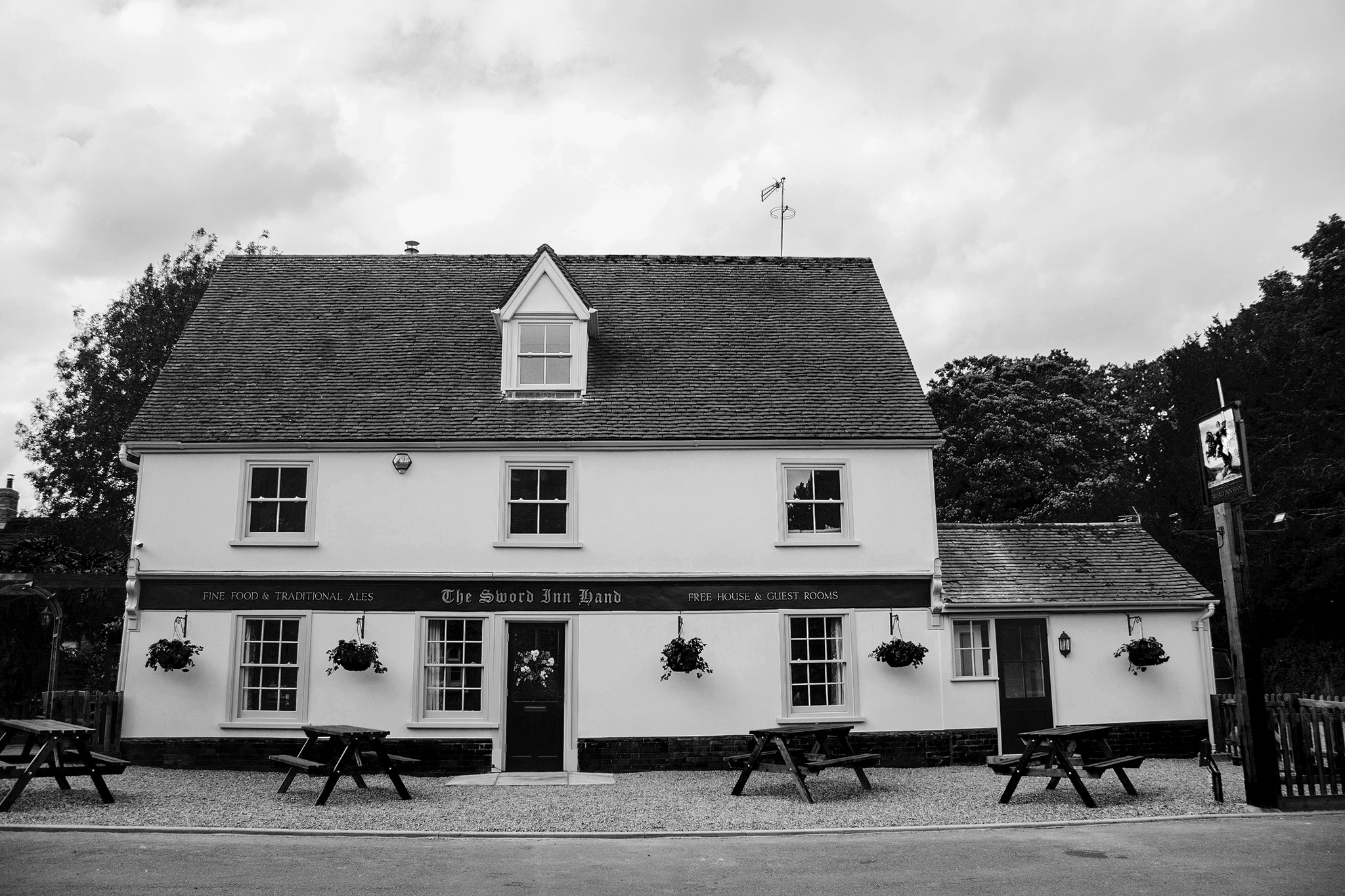 The Sword Inn Hand